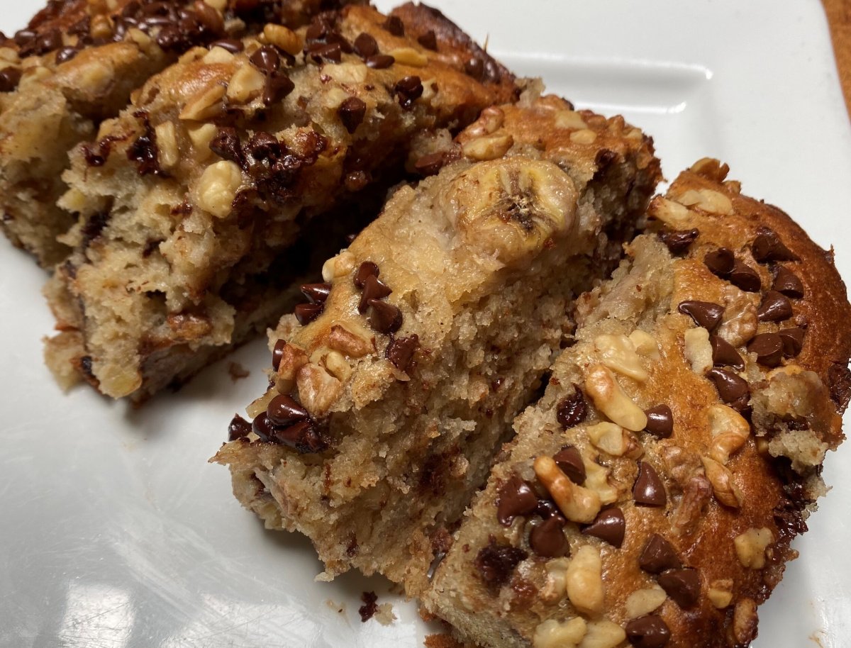 Dank Town Banana Bread with Walnuts and Chocolate Chips – Alisa ...